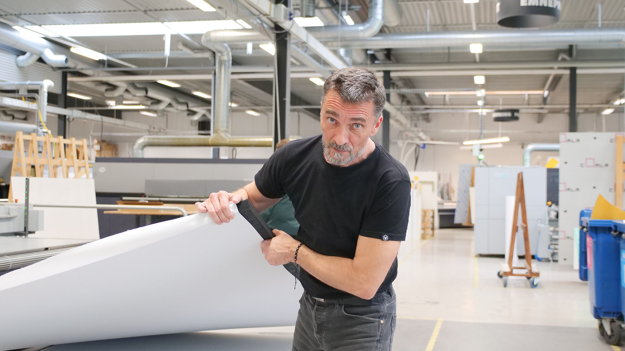 Case: Effection - Cabi